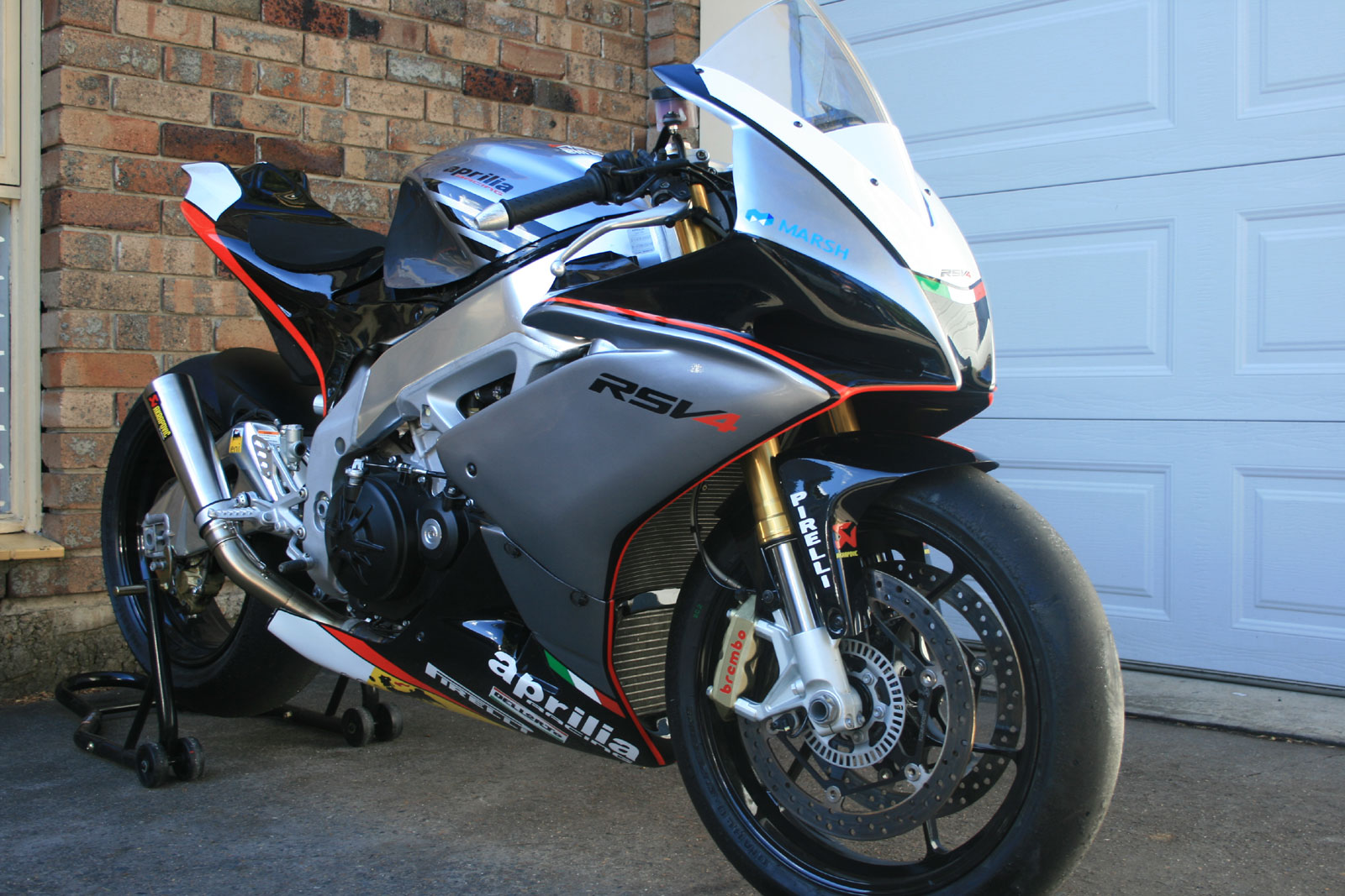 Aprilia Rsv4 Custom Paint